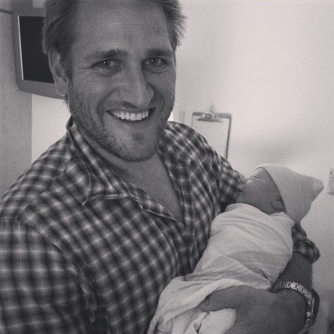 Curtis Stone Cradles Newborn Baby Boy Emerson See The Pic E Online CA curtis-stone-cradles-newborn-baby-boy-emerson-see-the-pic-e-online-ca